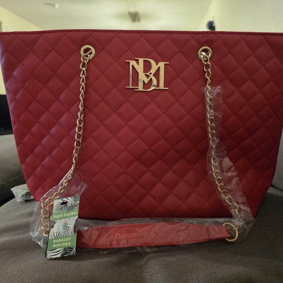 Badgley Mischka | Bags | Nwt Badgley Mischka Red Quilted Tote With Gold ...
